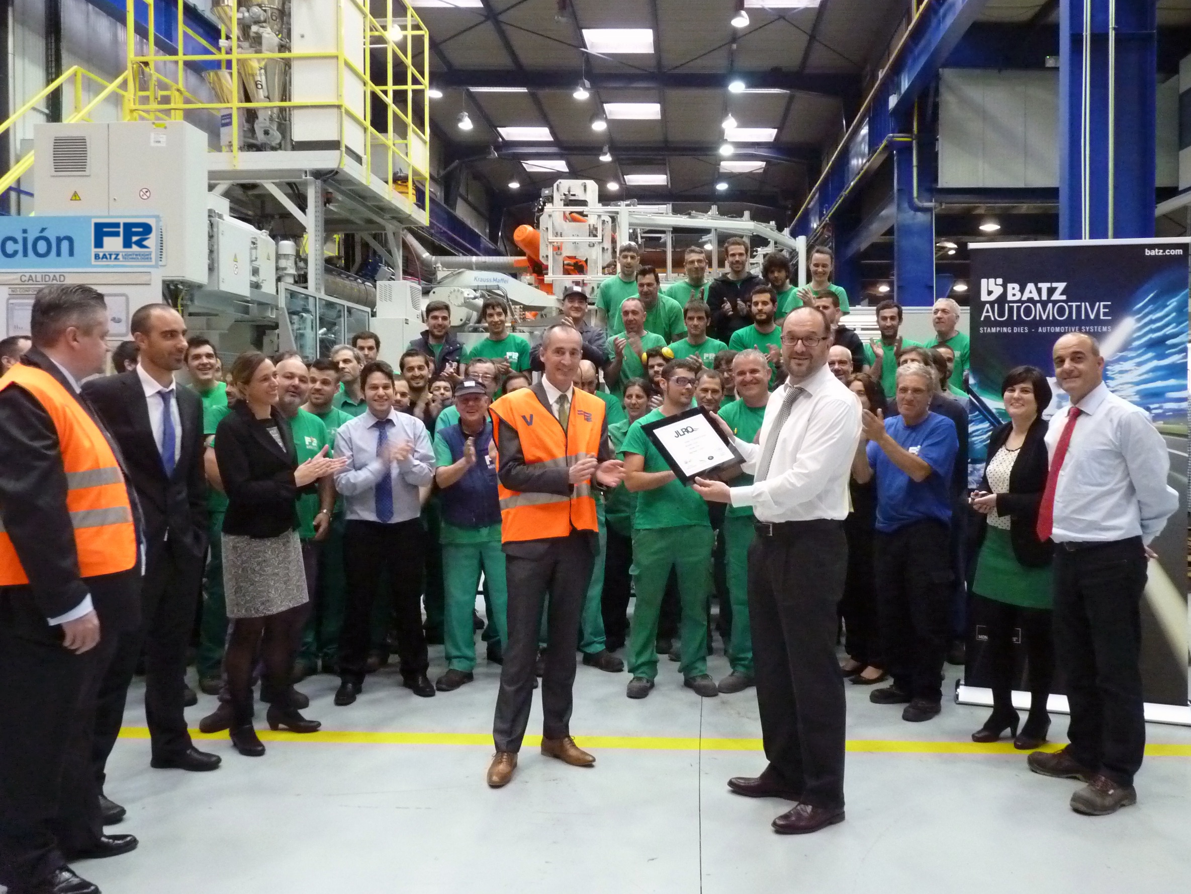 FPK receives the JLR Q award from Jaguar Land Rover — TUlankide MONDRAGON