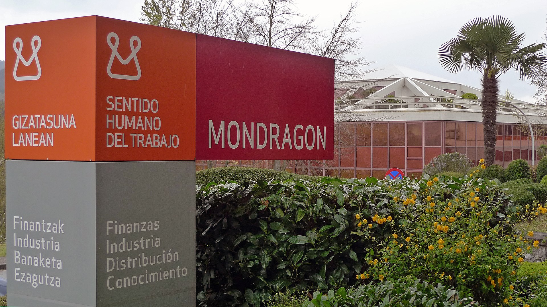 The industrial area of MONDRAGON overcomes the milestone of 6 billion ...