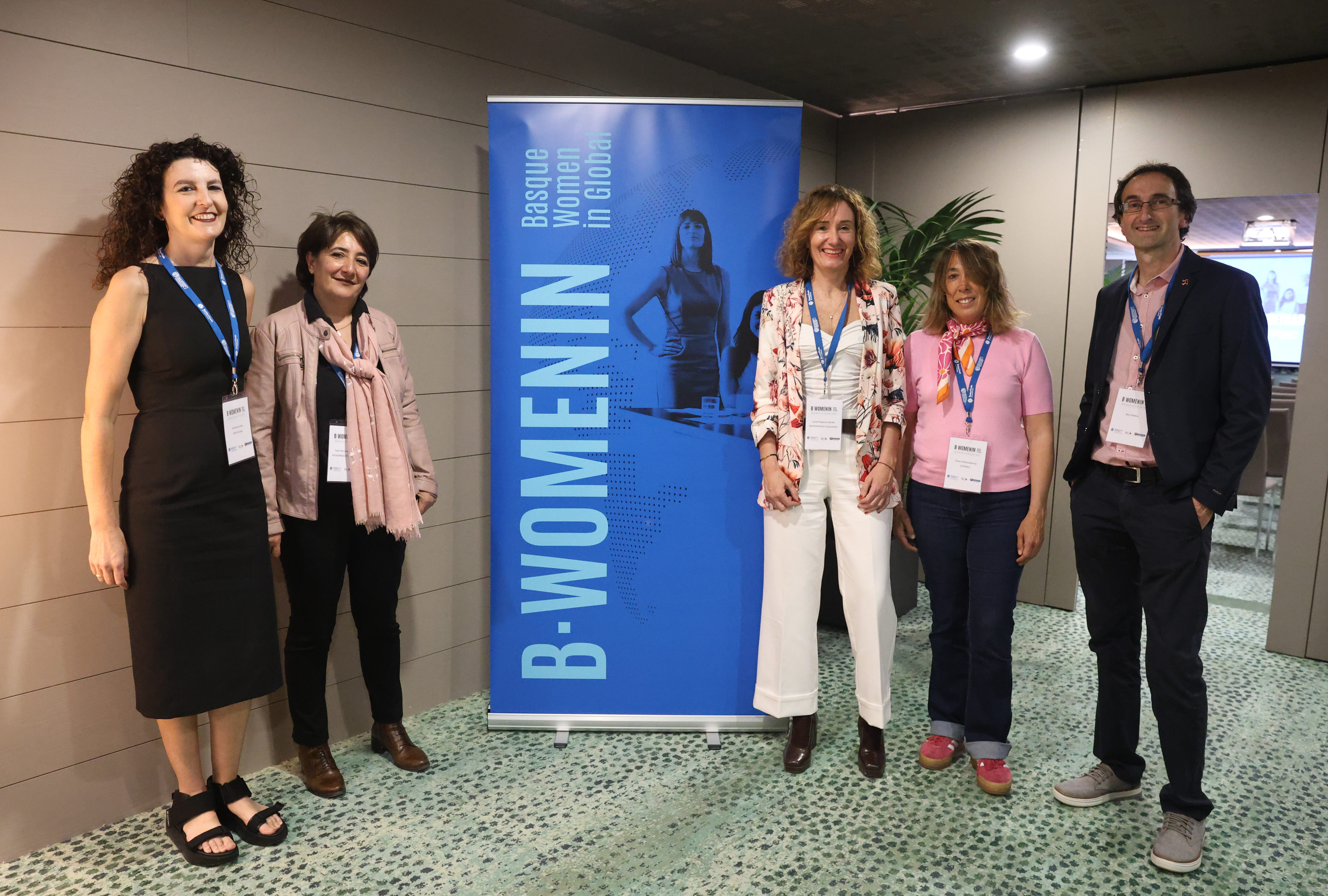 El Gobierno Vasco promueve la participación de la mujer en la ...