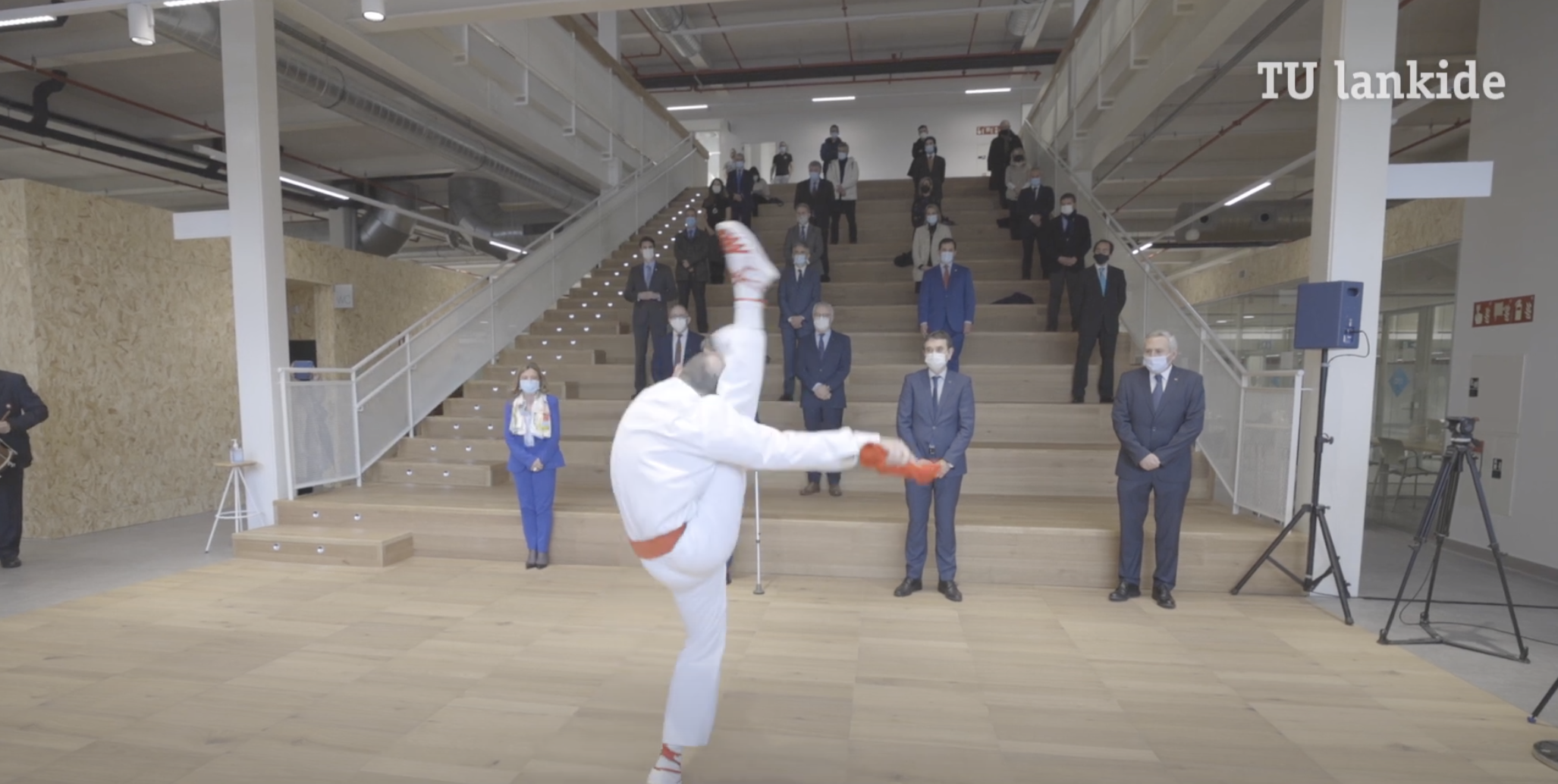 El Ayuntamiento de Bilbao y Mondragon Unibertsitatea inauguran Bilbao ...